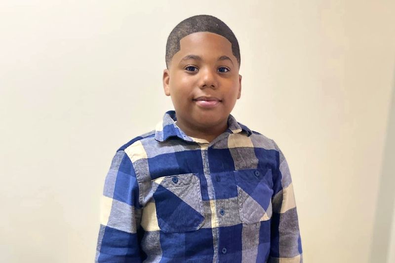 Aderrien Murry, 11, says he sang to himself after being shot by ...
