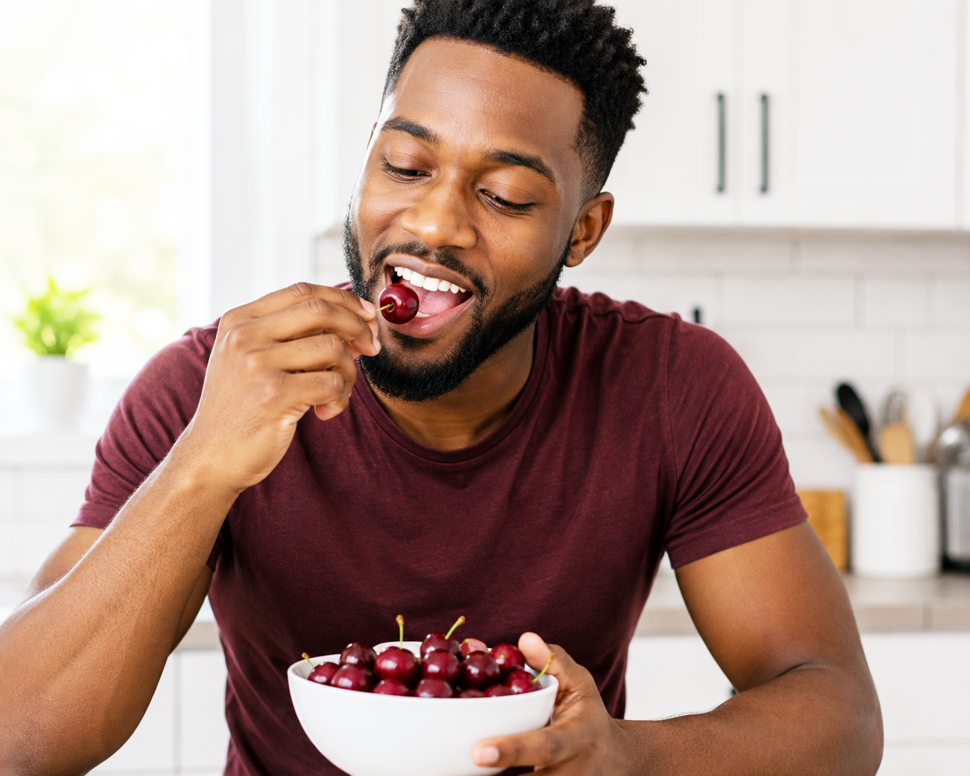 Top 7 Reasons Men Should Be Eating More Cherries This Summer
